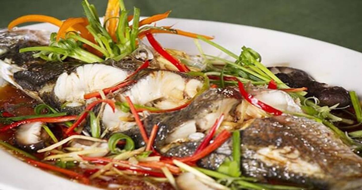 Hấp cá có nên ướp không? Nhiều người làm sai khiến cho cá hấp tanh ...