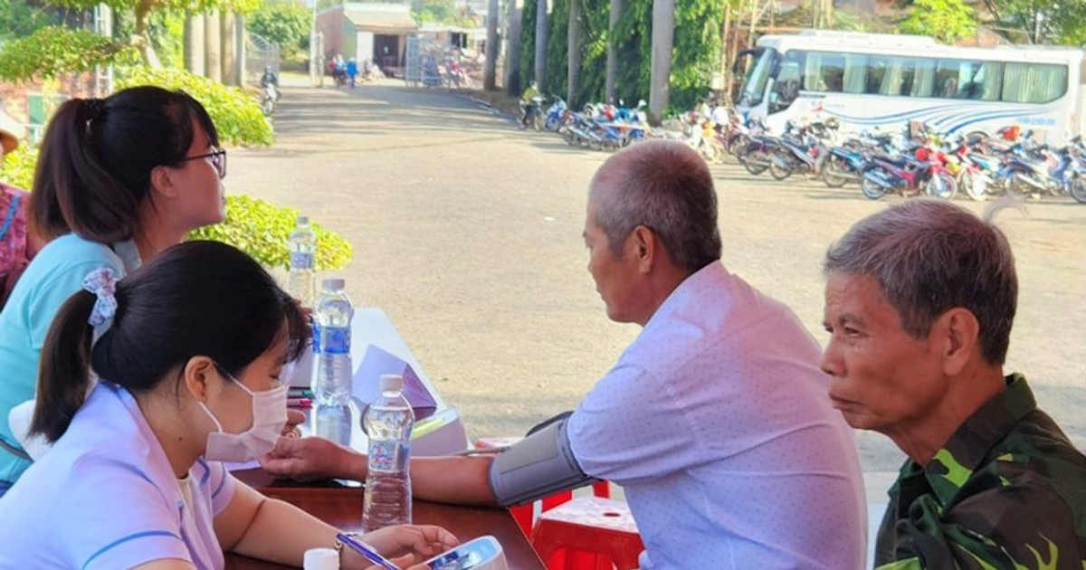 Ăp ntil nau kan, ân ndơ tâm lam n'gor dơi ndâk pah kan huy jru