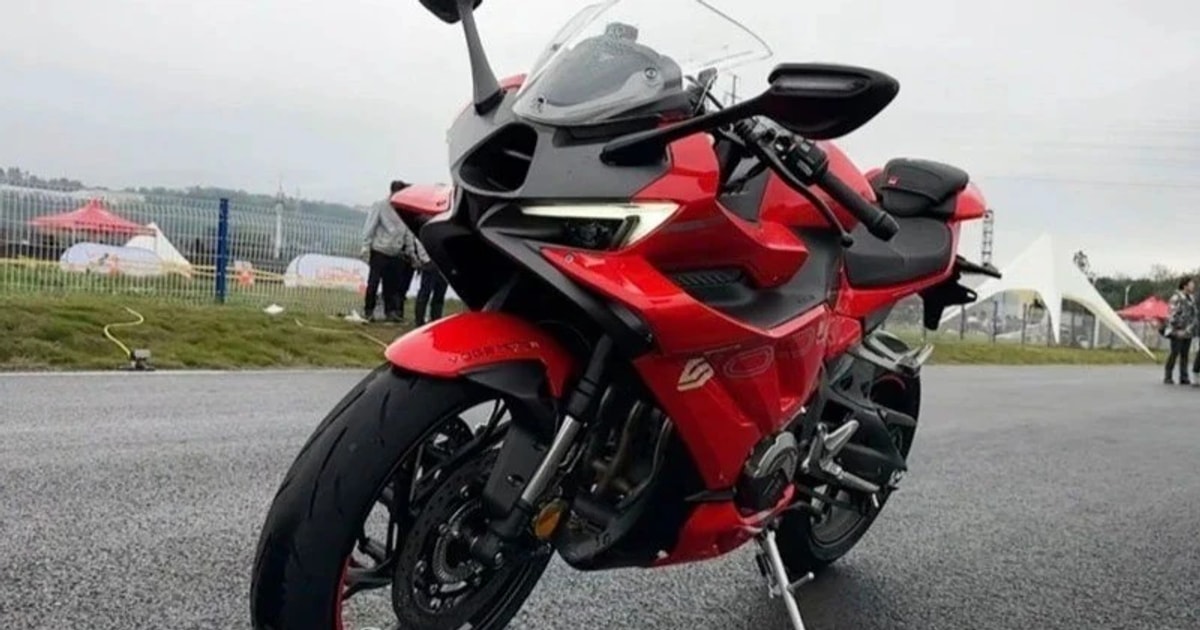 Voge RR500S 2025: Mô tô công nghệ hiện đại, giá hơn 123 triệu đồng